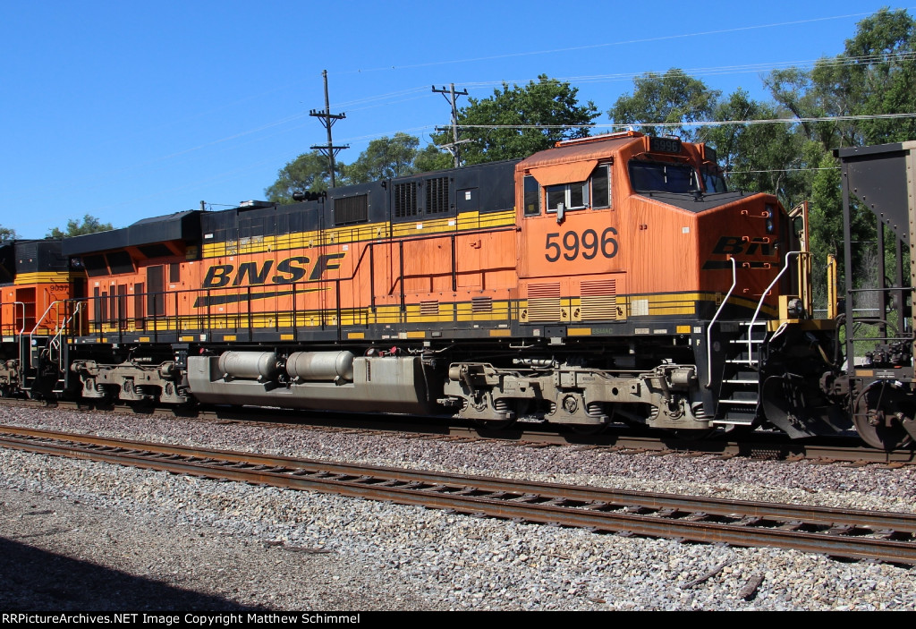 BNSF 5996